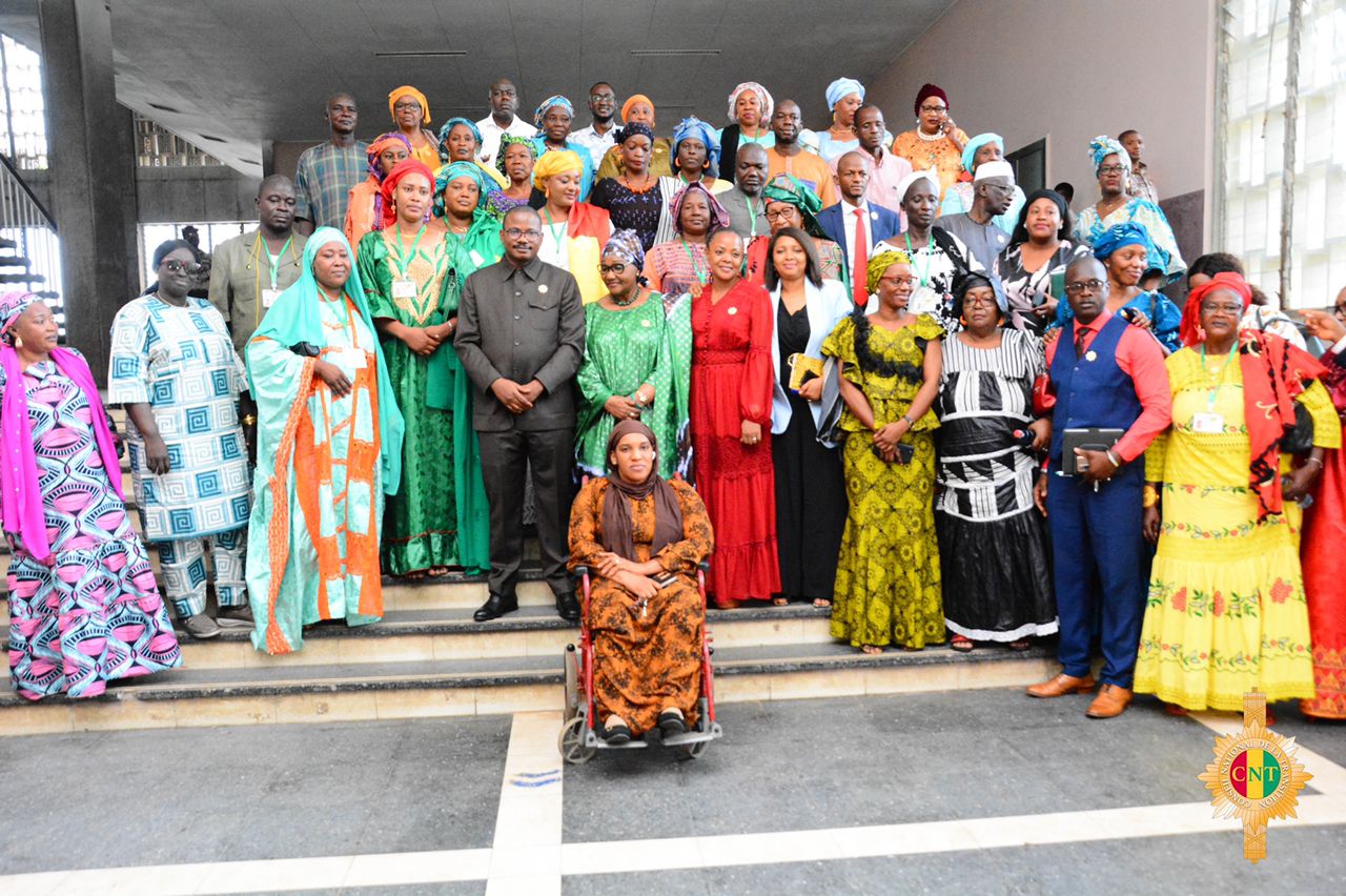 Guinée/CNT : Les femmes du Mali expriment leur reconnaissance pour le ...