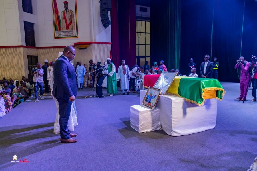 Guinée/Obsèques de Hadja Rabiatou Serah Diallo: Le PM a rendu un ...