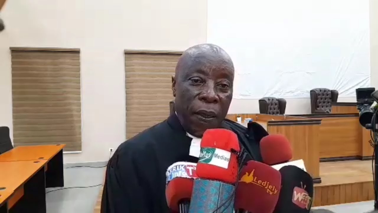 Guinée/Procès du 28 septembre: Me Paul Yomba Kourouma dédie sa ...