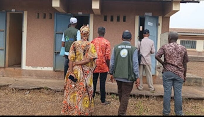 Boké-Assainissement: Une Mission d'évaluation en tournée dans les écoles d'enseignement ...