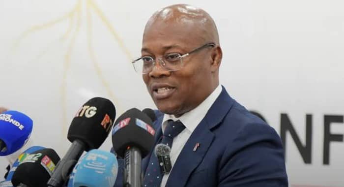 Guinée/Crise de liquidité : Le ministre Ousmane Gaoul Diallo annonce ...