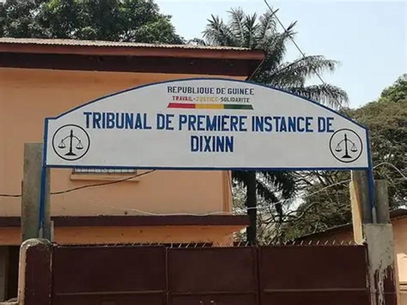 TPI de Dixinn: Une domestique poursuivie pour "avoir volé 3000 USD et ...